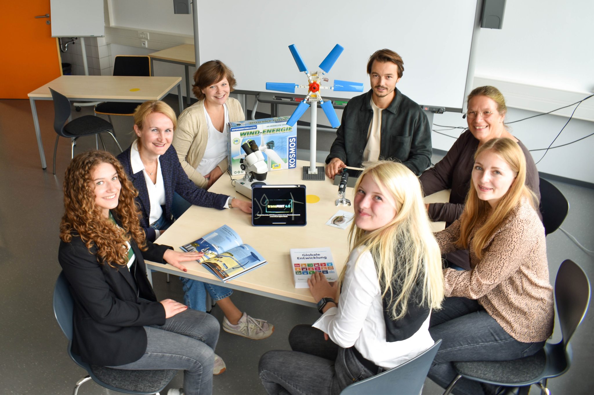 800.000 Euro für MINT-Bildung: Neues BMBF-Forschungsprojekt an der Uni Paderborn ...