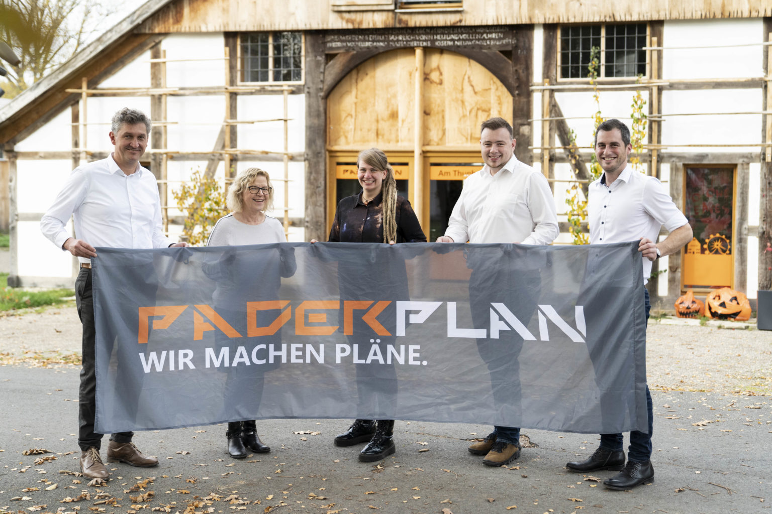 „Überall ist Strom“ – Unternehmensbesuch bei Paderplan in Paderborn ...